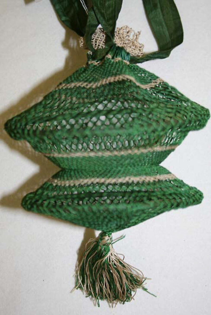 What's in your reticule? - Recollections Blog