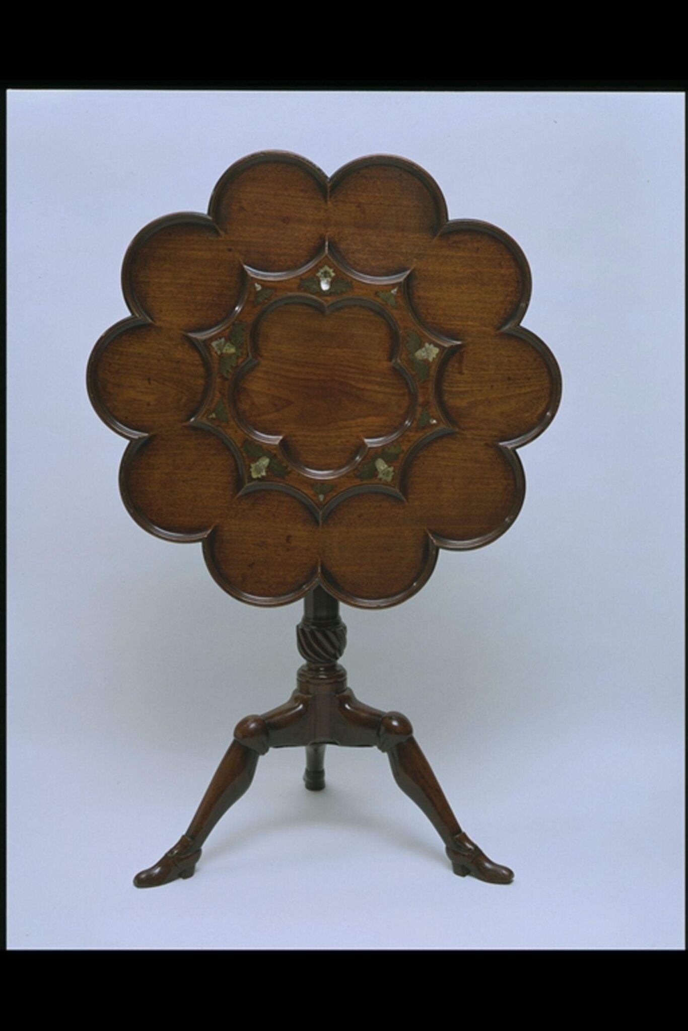 A look at tea tables - Recollections Blog