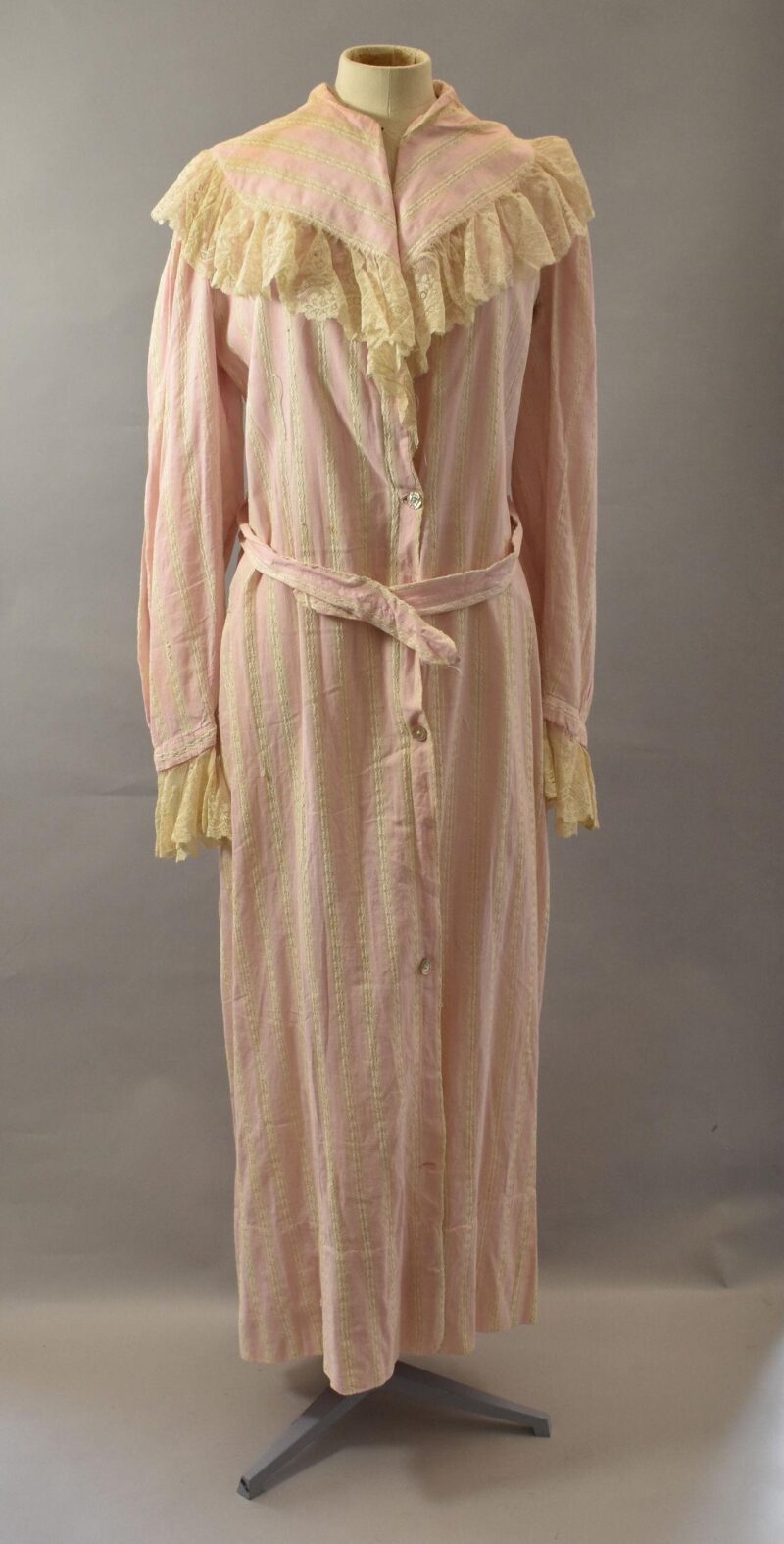 Tickled pink: colors in the Victorian era - Recollections Blog