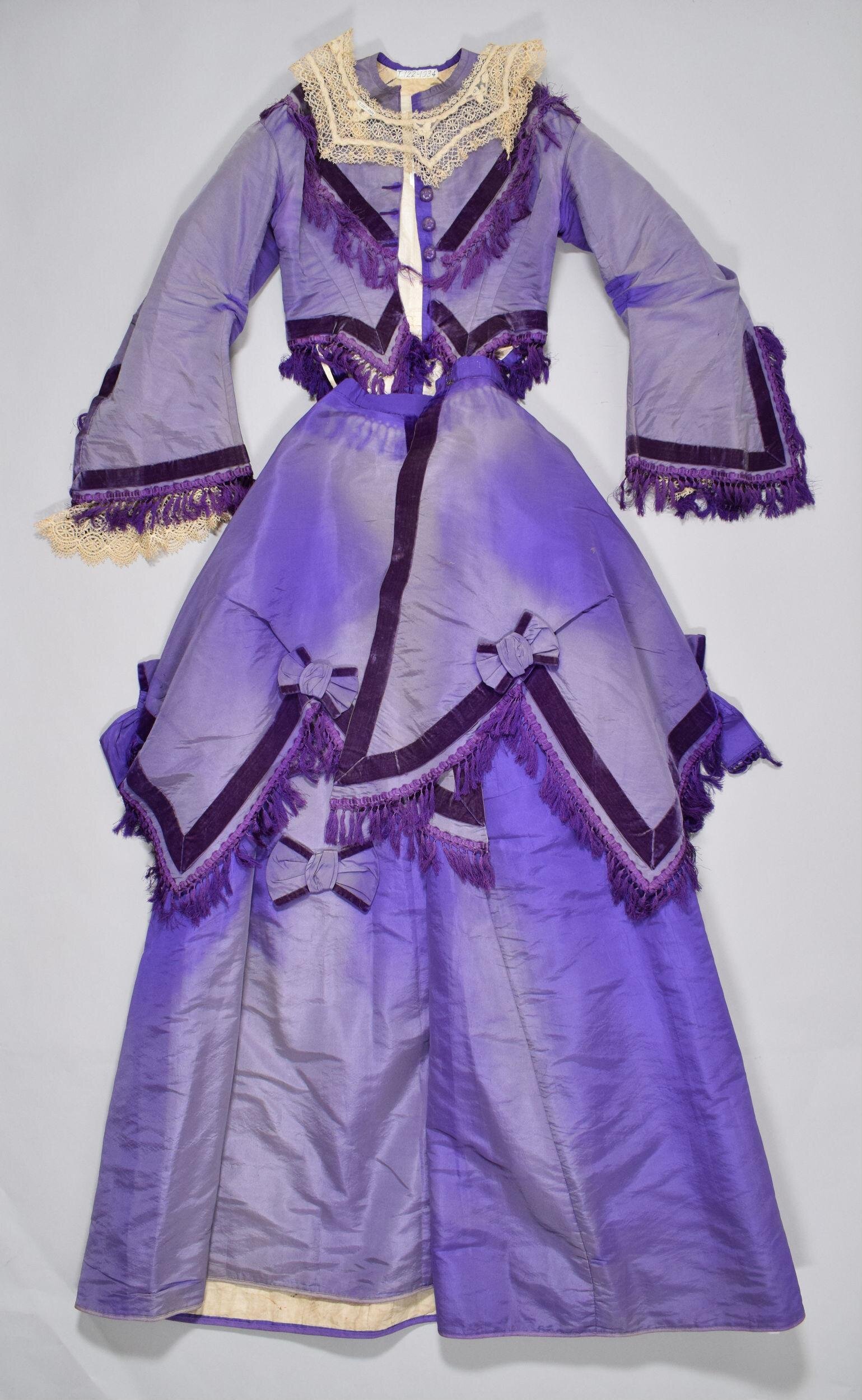 Purple, please. Colors in the Victorian era - Recollections Blog