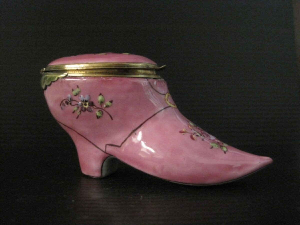 Status symbol snuff boxes: a history - Recollections Blog